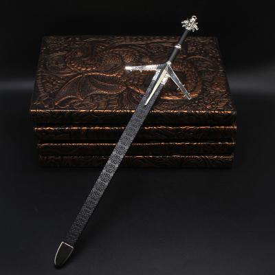 Cina 30CM Anime Sword Keychains Rivia Sword Inspired By The Witcher Great Sword With Scabbard Wall Decor in vendita