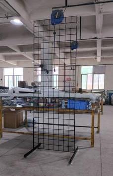 China Easy Slide T Legs Gridwall Display Rack With Leveler Black 24'' W X 24'' D X 72'' H for sale