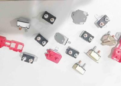Cina 25 amp fusibile automobilistico marino di arresto di scarsità del camion dell'automobile di risistemazione dell'interruttore da 12 volt in vendita