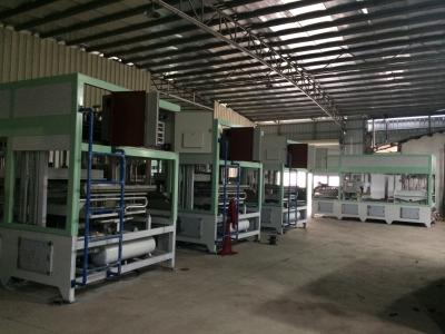 中国 周波数変換の技術の回転式タイプ パルプの熱成形機械 販売のため