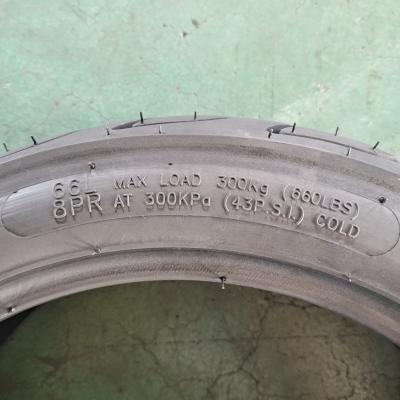 Κίνα 130/60-13 130/70-13 Τεχνη για σκούτερ χωρίς σωλήνες με πιστοποίηση ISO CC και αποδοχή OEM προς πώληση