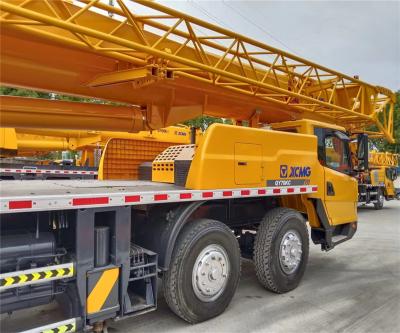 Chine QY130K Grue de camion Tadano équipée d'une vanne hydraulique Eaton à vendre