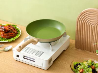 Κίνα Παν 10Inch αργιλίου ασφαλίστρου μη ραβδί τηγανιτών με την αποσπάσιμη λαβή προς πώληση