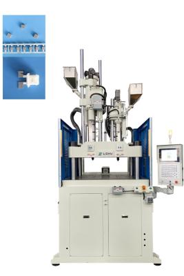 Cina Attrezzatura per lo stampaggio ad iniezione di plastica rotativa a 2 colori 550 tonnellate di macchina per lo stampaggio ad iniezione di PLA in vendita