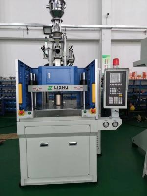 Cina Rotary Table Vertical Injection Molding Machine 2000 Tons Thermoplastic Industrial in vendita