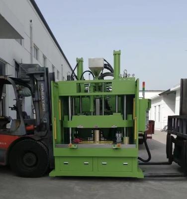 China Tabela da máquina da modelação por injeção de tabela giratória baixa à venda