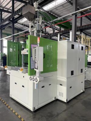 China Máquina de moldagem por injecção de mesa giratória de alta capacidade 60 toneladas à venda