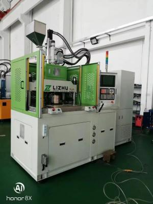 Cina 35T - 200T Macchine per stampaggio a iniezione verticale a bassa base in vendita