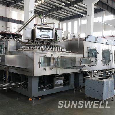 중국 고속 과일 주스 충전 기계 세니티제어 닦기 과일 덩어리 페리스탈틱 웨이징 병 봉쇄 모노블록 판매용