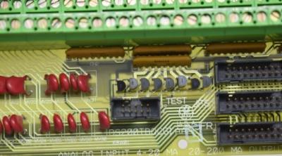 중국 DS200TBQCG1A GE RST 전기 아날로그 입력 밀리 앰프 I/O 종료 모듈 판매용