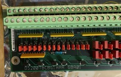 중국 DS200TBCBG1A GE TBCB 종료 모듈 I/O 제어판 마크 V 터빈 캐비닛 판매용