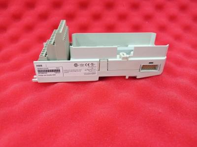 중국 TU811V1 ABB S800 소형화 모듈 단말장치 1x8 신호 단자 3BSE013231R1 판매용