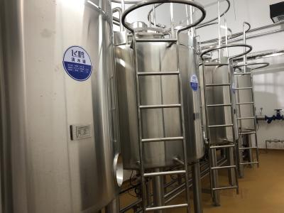 China CIP-systemen voor het schoonmaken van 500L zuurbasis-tanks voor voedsel- en drankenfabrieken Te koop
