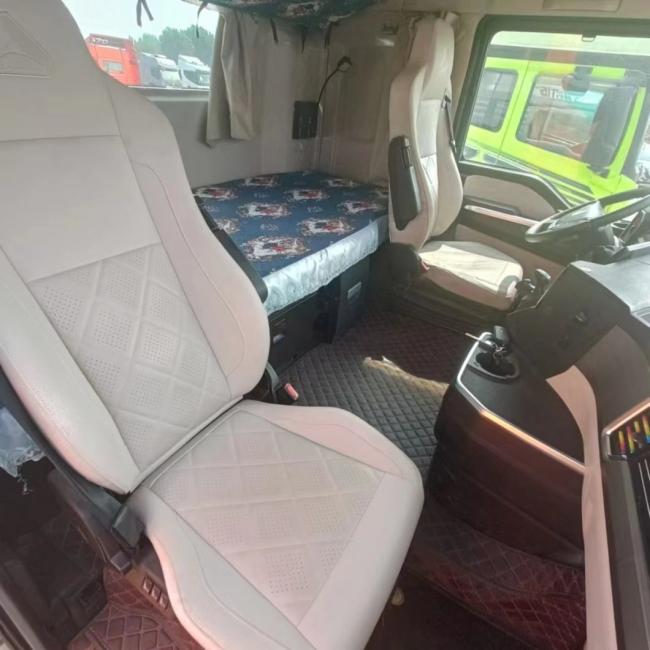570 C9h Sitrak Heavy Duty Truck for Commercial Use