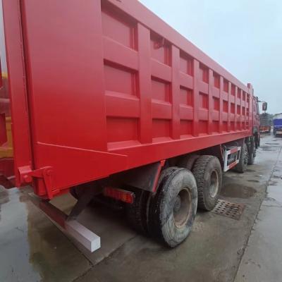 중국 351-450hp HOWO 6X4 ISO 타이어 인증 및 50t 용량으로 무거운 직무 틱퍼 트럭 판매용