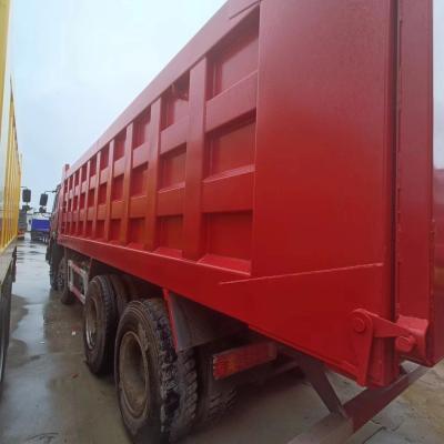 중국 351-450hp HOWO 6X4 ISO 타이어 인증 및 50t 용량으로 무거운 직무 틱퍼 트럭 판매용
