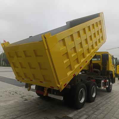 Κίνα Χρησιμοποιούμενο φορτηγό 6X4 με χειροκίνητη μετάδοση ιδανικό για μεταφορά εμπορευμάτων προς πώληση