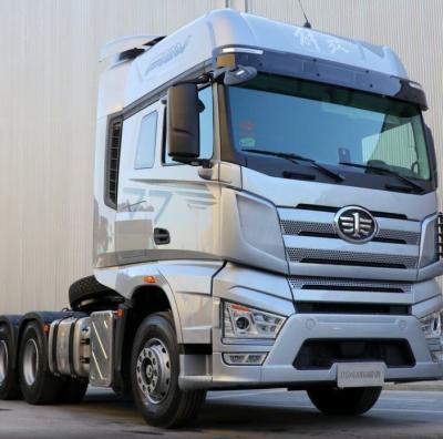 Κίνα Τρακτέρ Sinotruck 400L για τις εξατομικευμένες απαιτήσεις ρυμούλκησης βαρέων φορτίων προς πώληση
