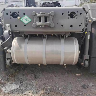 Κίνα 1000L δεξαμενή καυσίμου βαρύ φορτίο CNG ελκυστήρα για ρυμούλκηση ημιρυμουλκούμενου και χαμηλό κόστος αποστολής προς πώληση