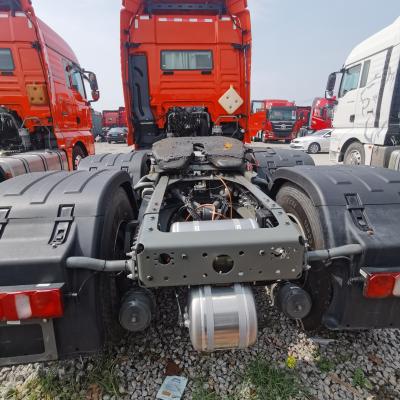 Κίνα Σινοτροχείο Τρακτέρ Τρακτέρ πωλήσεις Τύπος χειροκίνητης μετάδοσης και δεξαμενή καυσίμου 1000L για ρυμούλκηση προς πώληση