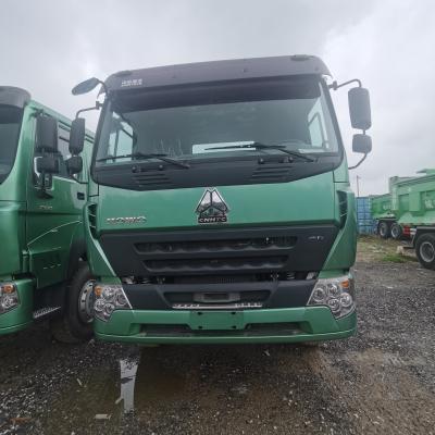 Κίνα 400-600L δεξαμενή καυσίμου HOWO ελκυστήρας φορτηγό με προσαρμογή και υδραυλικό σύστημα πέδησης προς πώληση