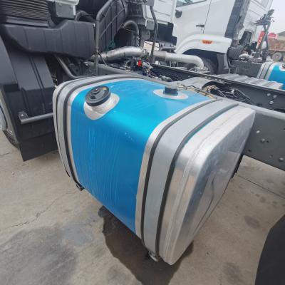 Κίνα Προσαρμοσμένο βαρύ φορτηγό Sinotruk με 1000L δεξαμενή καυσίμου Κάθισμα οδηγού Αεροεξάρτηση Κάθισμα προς πώληση