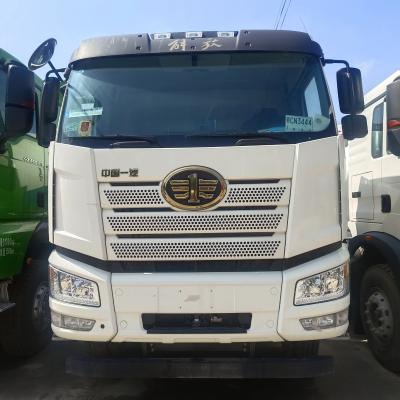 Chine Camion mélangeur de béton sur chantier 6 mois Service après-vente à vendre