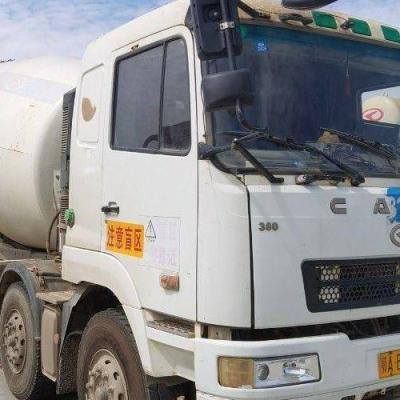 Κίνα Καύσιμο- 6x4 Υδραυλικό Σωλήνιο Sinotruk 2m3 Αμαξοφόρο Μείγματος Σιδήρου για βαριές εφαρμογές προς πώληση
