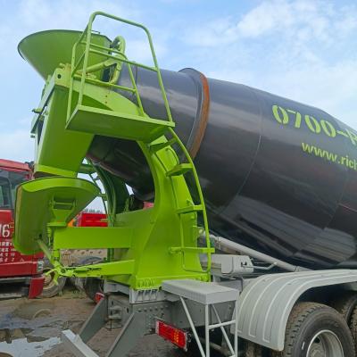 Κίνα 6x4 Euro 3 380HP HOWO 12m3 Επαγγελματικό φορτηγό αναμειγνύματος σκυροδέματος για μηχανήματα κατασκευής προς πώληση
