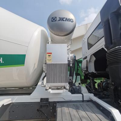 Chine 12100.000kg Poids brut Pneus Camions de mélangeur de béton pour projets de construction lourds à vendre