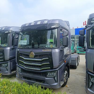 Κίνα Στυλ ανύψωσης εμπρός HOWO 6X4 LNG αυτόματη μετάδοση έλξης Μεταφορικό φορτηγό με 1 προς πώληση