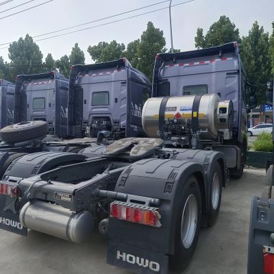 Κίνα Στυλ ανύψωσης εμπρός HOWO 6X4 LNG αυτόματη μετάδοση έλξης Μεταφορικό φορτηγό με 1 προς πώληση