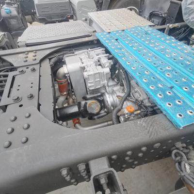 중국 30일 환불 정책 420HP 탄소 강철 화물 상자와 보조 스티어링을 가진 베이벤 트럭 판매용