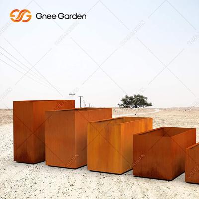 Cina Metallo che piega Rusty Corten Steel Planter Box nel patio all'aperto in vendita