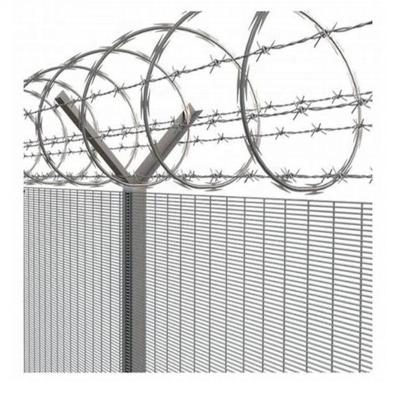 Cina filo spinato del rasoio di Mesh Fencing Powder Coated Concertina saldato 5.5mm in vendita