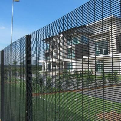 Cina Lo zinco Curvy immerso caldo 3d del giardino ha ricoperto il cavo saldato Mesh Fencing Pvc Coated in vendita
