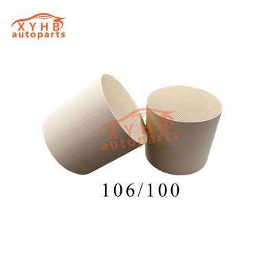 中国 セラミックキャリア 三道触媒フィルターエレメント ユーロ 1-5 モデル 106*100 販売のため