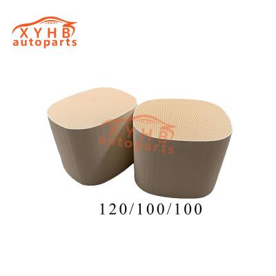 中国 高品質のセラミックキャリヤー 四角三道触媒フィルターエレメント ユーロ 1-5 モデル:120*100*100 販売のため