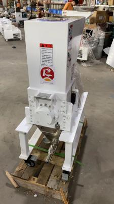 Κίνα China teeth blade cutter Low Speed Waste Plastic Shredder/Crusher/Grinder/Low speed granulator power2.2KW factory price προς πώληση