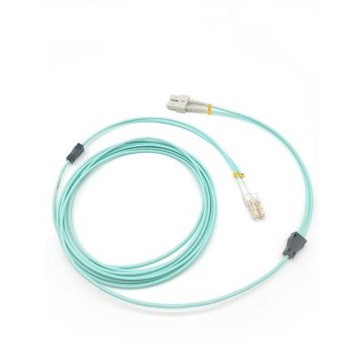 중국 LSZH 3.0mm Duplex 5M Stainless Steel Armored ZIP Fiber Patch Cord For Data Centers 판매용