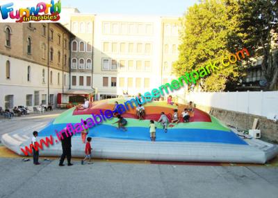 Chine Air gonflable géant de jeux de sports rebondissant, oreiller enorme d'air de pullover à vendre