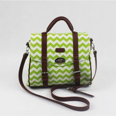 Cina Borse a tracolle classiche di Crossbody di stile surdimensionate per l'escursione di viaggio della scuola in vendita