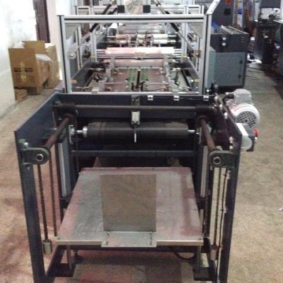 China Máquina de fatura automática 25Pcs/Min 18kw da capa do livro da operação fácil à venda