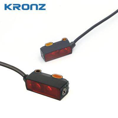 Китай Микро фотоэлектрический датчик 0-120 мм, регулируемое обнаружение, выход PNP NO, видимый красный свет продается