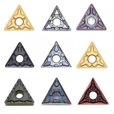 Cina HRA 89 Inserti per tornitura in carburo di tungsteno con rivestimento Cvd Pvd in vendita