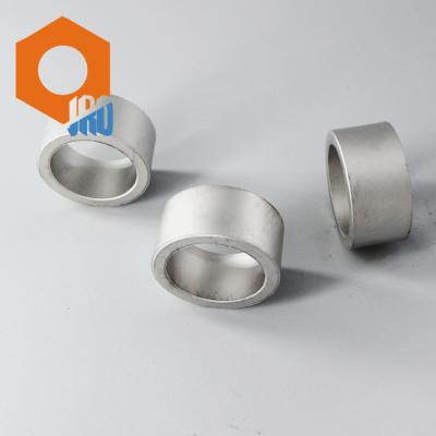 中国 Heat Treatment Vacuum Sintering Tungsten Carbide Bushing For Industrial Use 販売のため