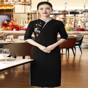 China Elegant Banquet Hostess Dress for Special Occasions and Events for sale