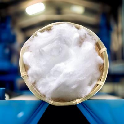 Cina Materiali per riempimento di coperte e cuscini di fibre in fiocco di poliestere riciclato in vendita