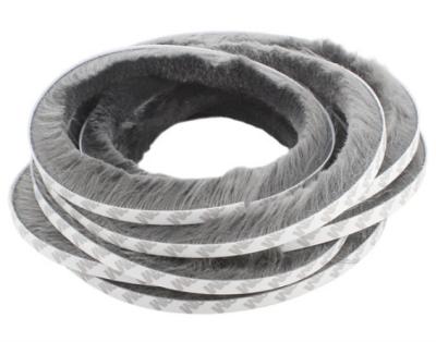 Cina Striscia adesiva in mohair striscia in gomma siliconica per porta doccia in vendita