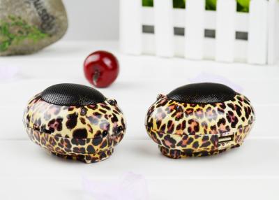 Cina I mini altoparlanti portatili leopardo e plastica del bluetooth V4.0 sgusciano T-06 in vendita